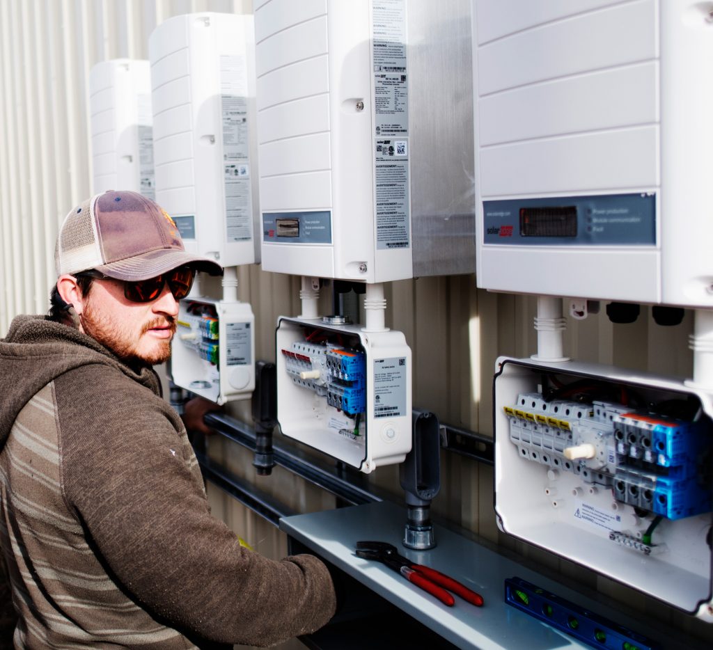 Zach Johnson, Project Manager, Solar Installation | Sol Luna Solar